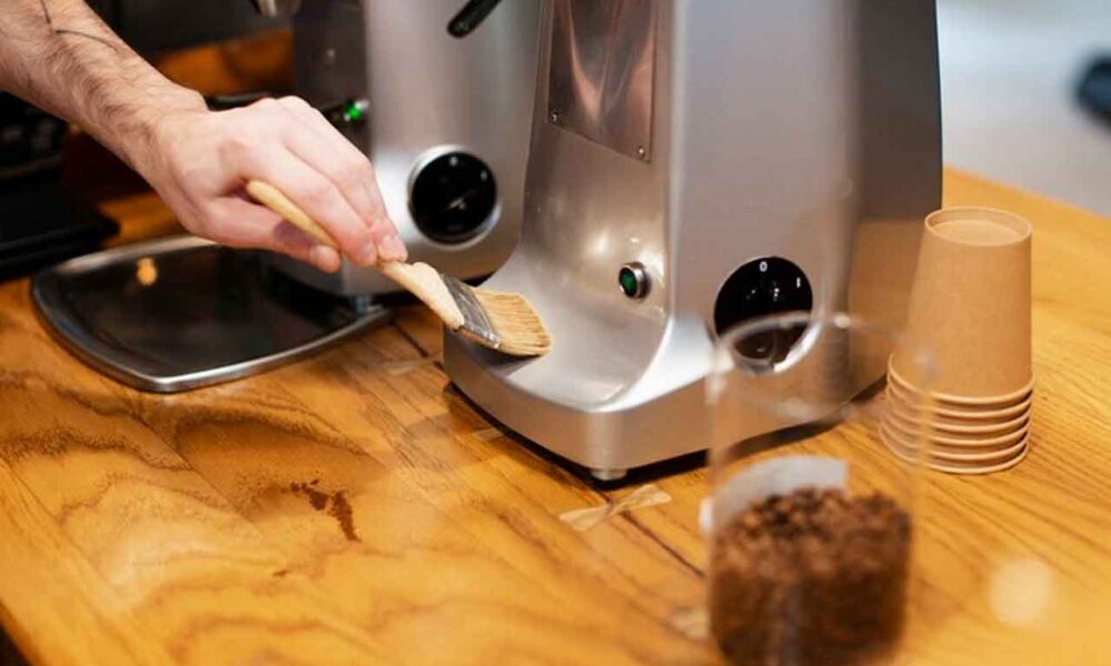 How to Clean a Nespresso Machine in Easy Steps - House Keeping World