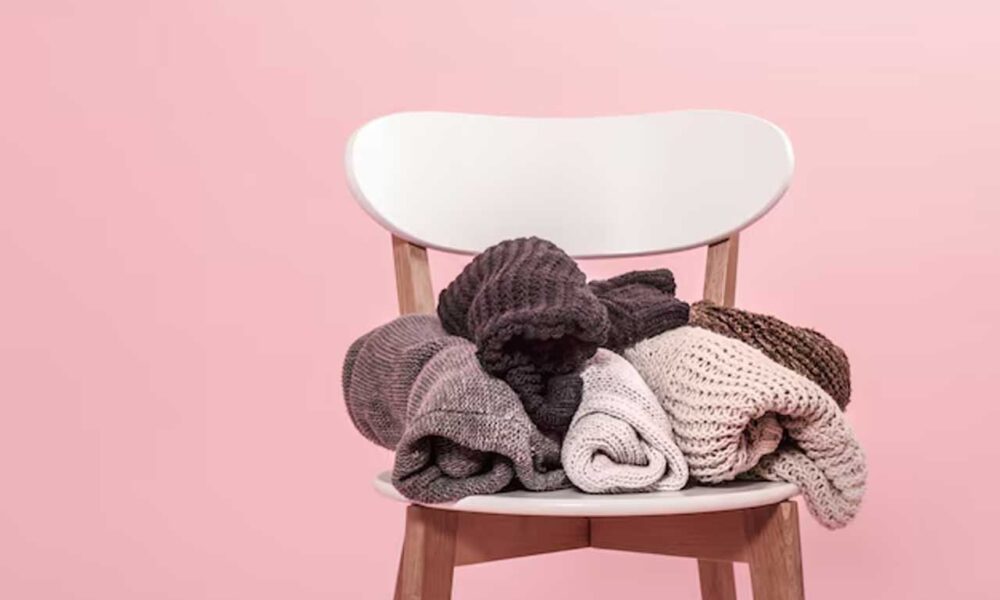 How To Declutter The Bedroom ‘Clothes Chair’ - House Keeping World